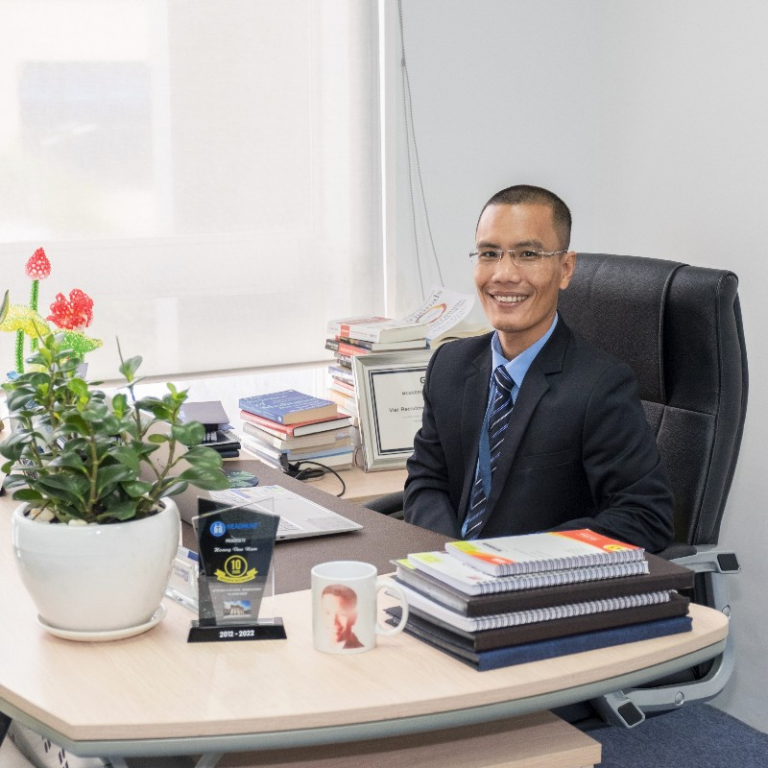 INTERVIEW WITH MR. HOANG VAN NAM – HEADHUNT VIETNAM – Spanish Chamber ...